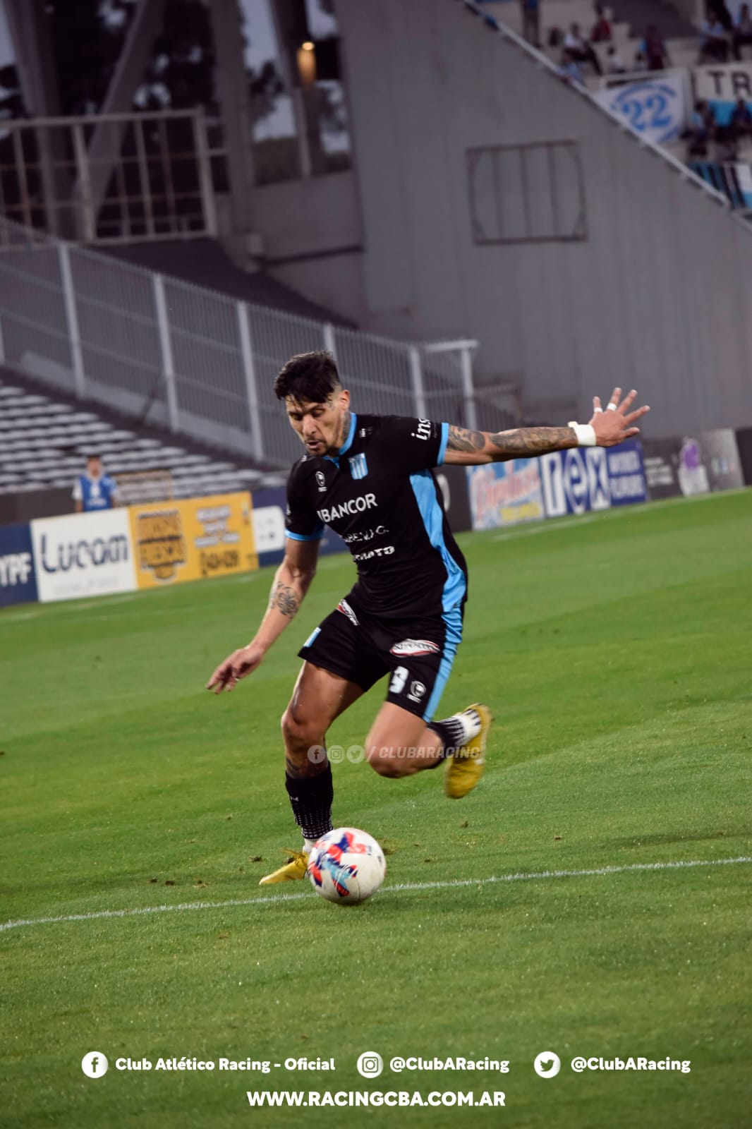 - CLUB ATLETICO RACING